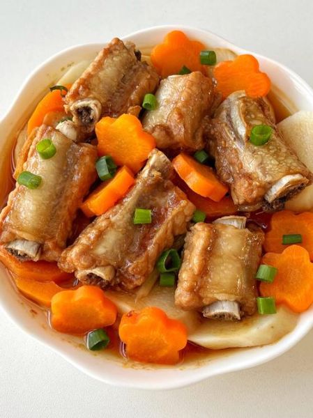 山药怎么炒好吃_山药排骨汤的做法-第1张图片-山城妙识