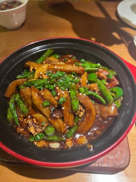 山东咸鱼炖茄子怎么做_咸鱼茄子正宗做法-第1张图片-山城妙识