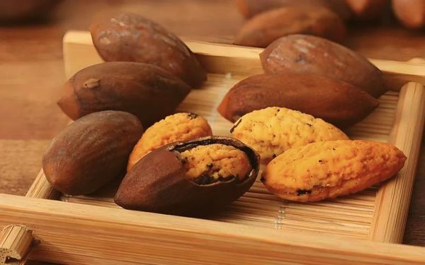 香榧子一天能吃几颗_吃多了会怎样-第1张图片-山城妙识