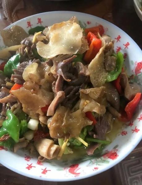 野生白木耳图片_如何辨别真假野生白木耳-第1张图片-山城妙识