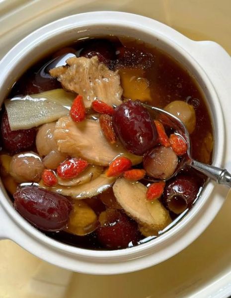 补气补血最快的食疗方法_女人气血虚吃什么好-第2张图片-山城妙识