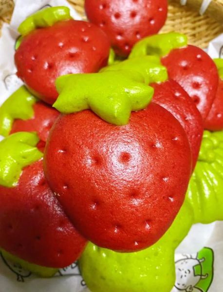 草莓汁可以蒸馒头吗_草莓汁蒸馒头怎么做-第1张图片-山城妙识