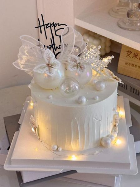 蛋糕图案女士_适合什么场合-第1张图片-山城妙识