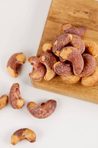 紫皮腰果的功效与作用_紫皮腰果一天吃多少合适-第1张图片-山城妙识 紫皮腰果的功效与作用_紫皮腰果一天吃多少合适-第1张图片-山城妙识