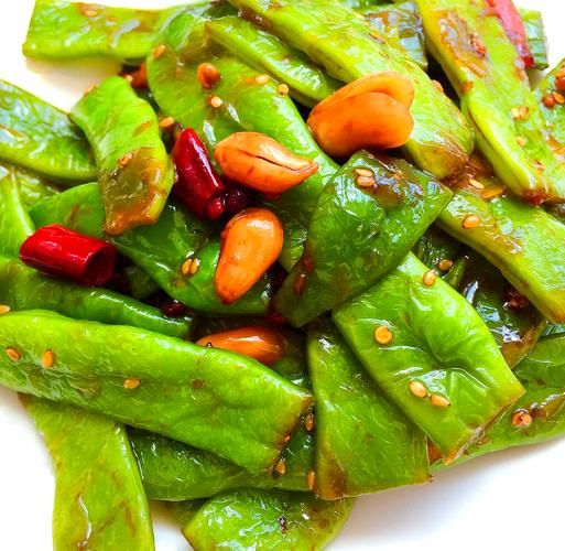 炒宽扁豆角怎么做好吃_宽扁豆角焯水几分钟-第1张图片-山城妙识 炒宽扁豆角怎么做好吃_宽扁豆角焯水几分钟-第1张图片-山城妙识