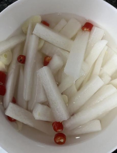 韩国泡菜用什么萝卜_白泡菜和辣泡菜区别-第2张图片-山城妙识