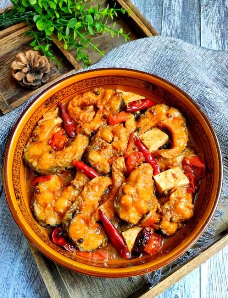 香辣鱼怎么做好吃_香辣鱼的家常做法步骤-第2张图片-山城妙识