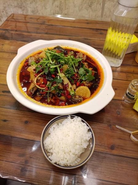 芋儿烧鸡怎么做_芋儿烧鸡正宗川菜做法-第2张图片-山城妙识