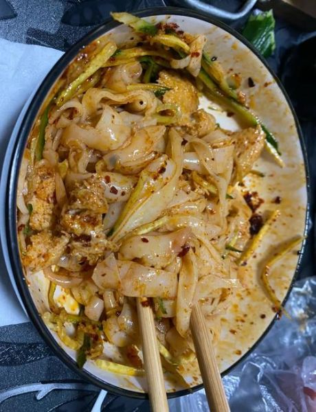 凉皮怎么做_面筋凉皮的家常做法-第1张图片-山城妙识