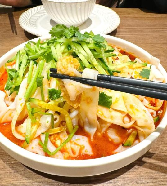 凉皮怎么做_面筋凉皮的家常做法-第2张图片-山城妙识