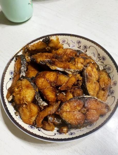 鲅鱼熏鱼的家常做法_怎么做才外酥里嫩-第1张图片-山城妙识