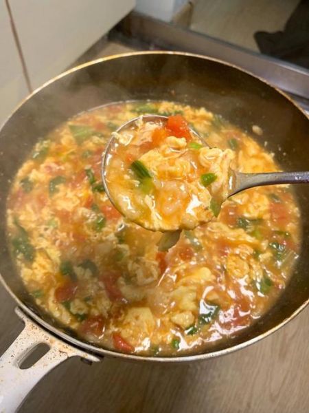 西红柿疙瘩汤煮多久_疙瘩汤疙瘩下锅几分钟-第1张图片-山城妙识 西红柿疙瘩汤煮多久_疙瘩汤疙瘩下锅几分钟-第1张图片-山城妙识