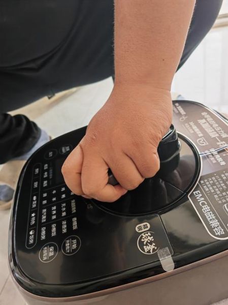 苏泊尔球釜电压力锅怎么用_苏泊尔球釜电压力锅安全吗-第1张图片-山城妙识