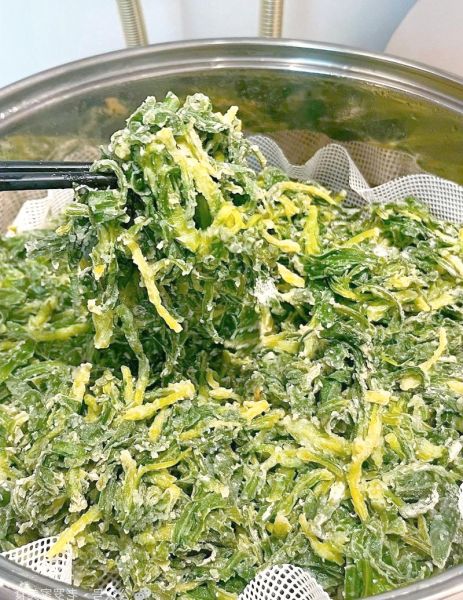 蒸面条菜怎样蒸的又干又散_蒸面条菜不粘成一坨的诀窍-第1张图片-山城妙识