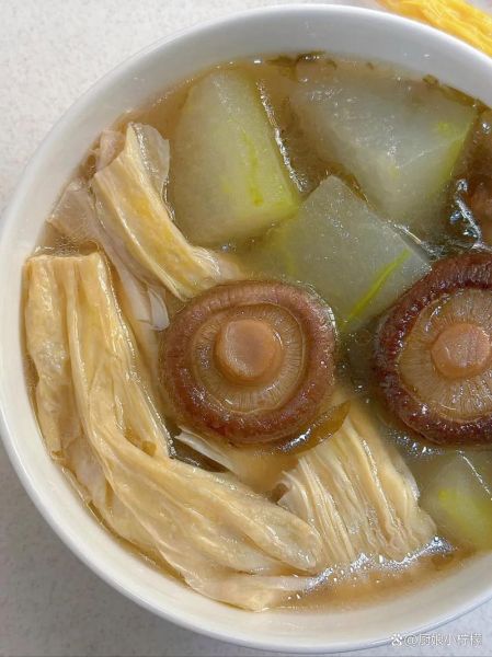 冬瓜香菇汤怎么煲_冬瓜香菇汤的功效与作用-第1张图片-山城妙识