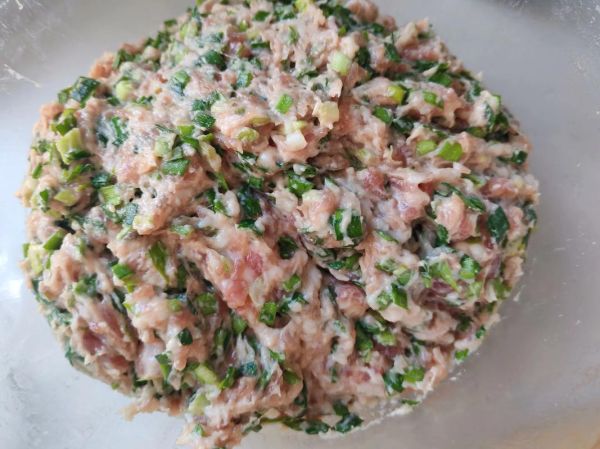 鱼肉水饺怎么做_鱼肉水饺馅怎么调才嫩-第2张图片-山城妙识 鱼肉水饺怎么做_鱼肉水饺馅怎么调才嫩-第2张图片-山城妙识