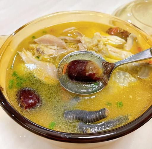 营养鸡汤怎么炖好喝_家常鸡汤做法大全-第3张图片-山城妙识 营养鸡汤怎么炖好喝_家常鸡汤做法大全-第3张图片-山城妙识