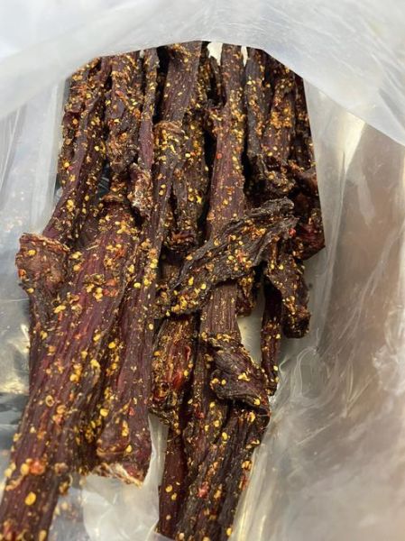 风干牛肉是生肉还是熟肉_风干牛肉可以直接吃吗-第3张图片-山城妙识