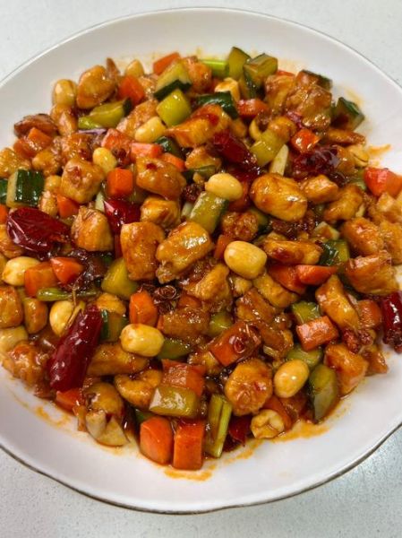 正宗宫保鸡丁怎么做_宫保鸡丁用鸡腿还是鸡胸肉-第2张图片-山城妙识