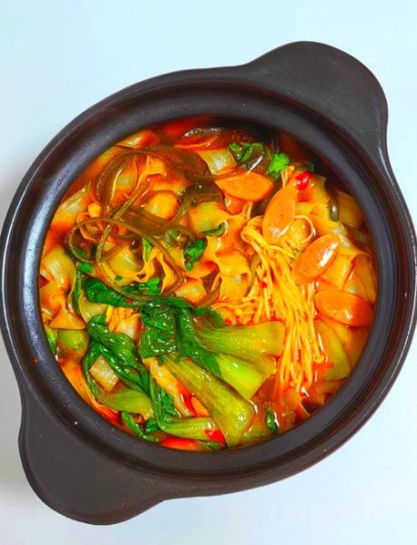 砂锅刀削面怎么做_砂锅刀削面热量高吗-第3张图片-山城妙识