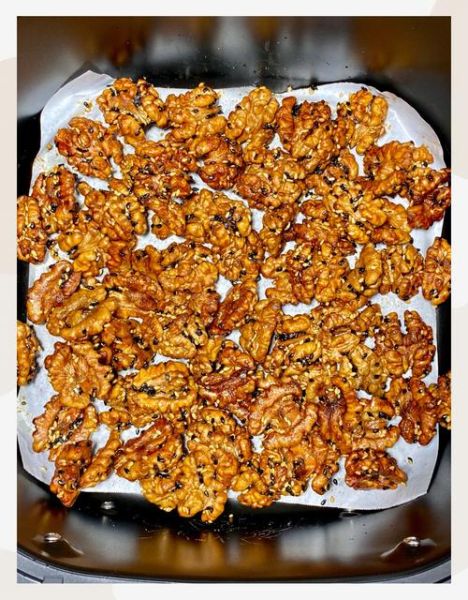 琥珀核桃怎么做_琥珀核桃的做法视频-第1张图片-山城妙识