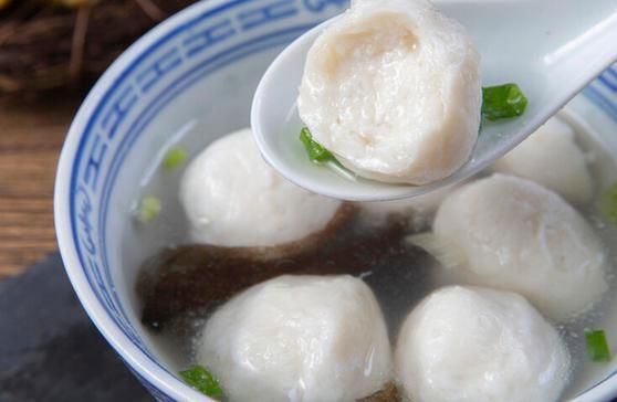 鱼肉丸子怎么做好吃_鱼肉丸子Q弹不腥的秘诀-第1张图片-山城妙识