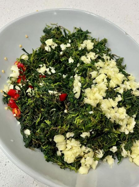 荆芥怎么吃_荆芥凉拌做法-第1张图片-山城妙识