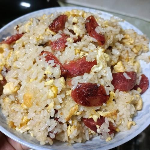火腿炒饭怎么做才好吃_火腿炒饭图片教程-第3张图片-山城妙识 火腿炒饭怎么做才好吃_火腿炒饭图片教程-第3张图片-山城妙识