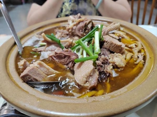 信阳特色菜有哪些_信阳菜怎么做才正宗-第1张图片-山城妙识