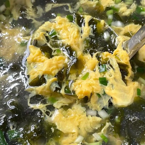 紫菜蛋花汤怎么做_紫菜蛋花汤的做法视频教程-第1张图片-山城妙识 紫菜蛋花汤怎么做_紫菜蛋花汤的做法视频教程-第1张图片-山城妙识