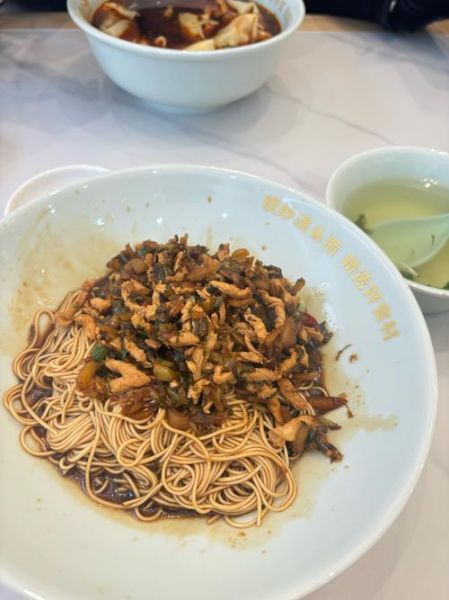 沙县雪菜肉丝面怎么做_正宗做法步骤-第3张图片-山城妙识