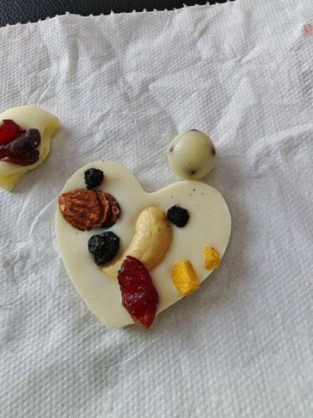 白巧克力豆是什么_白巧克力豆怎么做甜点-第2张图片-山城妙识 白巧克力豆是什么_白巧克力豆怎么做甜点-第2张图片-山城妙识