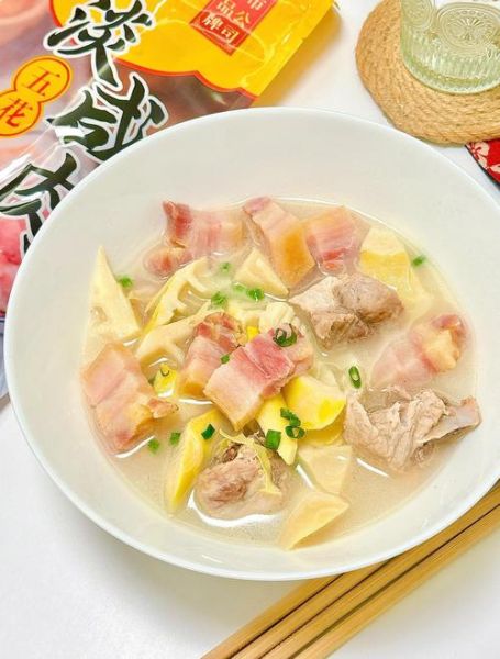 咸肉冬笋汤怎么做_咸肉冬笋汤的家常做法-第3张图片-山城妙识