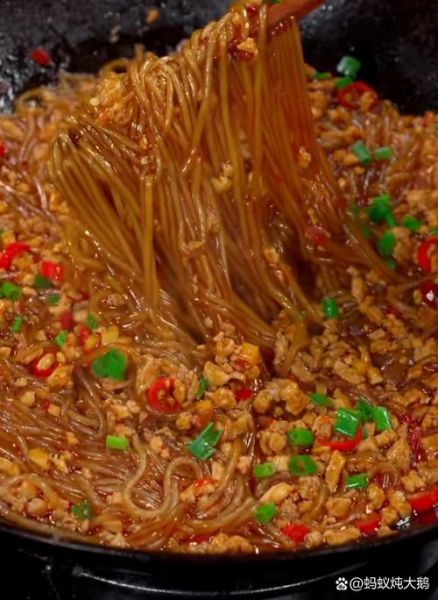 红薯粉可以做什么美食_红薯粉怎么做好吃-第2张图片-山城妙识