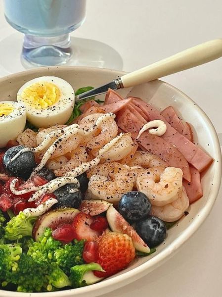 草莓沙拉酱好吃吗_草莓沙拉酱口感怎么样-第2张图片-山城妙识