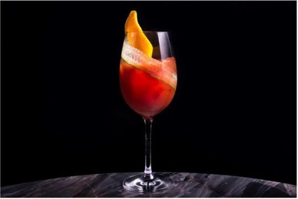 血腥玛丽鸡尾酒寓意_血腥玛丽为什么叫血腥玛丽-第2张图片-山城妙识