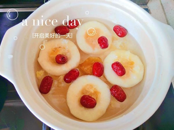 冰糖雪梨图片大全集_冰糖雪梨怎么做才润肺止咳-第1张图片-山城妙识 冰糖雪梨图片大全集_冰糖雪梨怎么做才润肺止咳-第1张图片-山城妙识