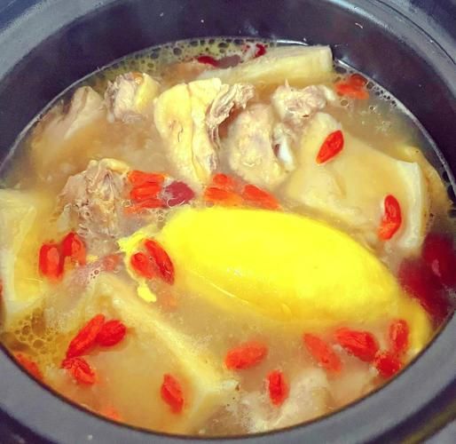 榴莲炖鸡怎么炖才好吃_榴莲炖鸡用什么鸡最好-第3张图片-山城妙识
