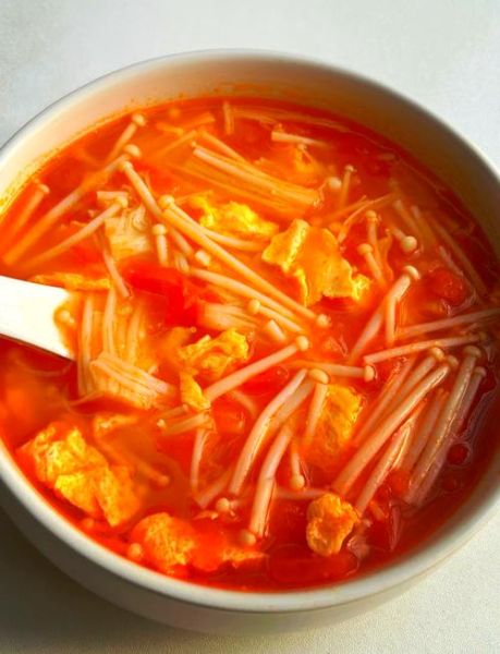 西红柿炒鸡蛋怎样炒出汤_西红柿炒鸡蛋汤多的秘诀-第1张图片-山城妙识