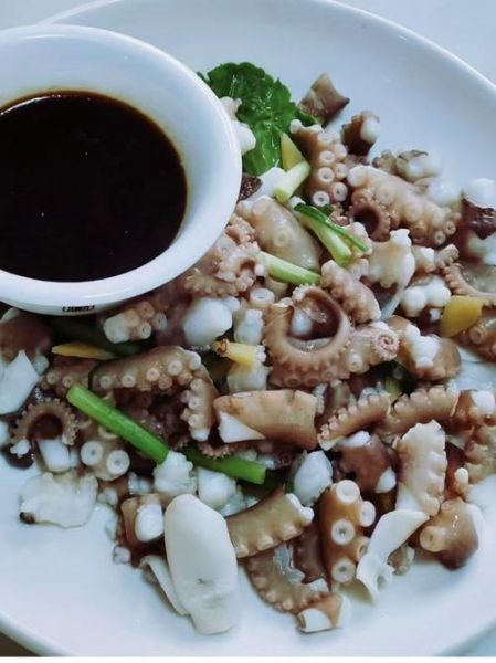 白灼八爪鱼怎么做_白灼八爪鱼煮几分钟-第1张图片-山城妙识