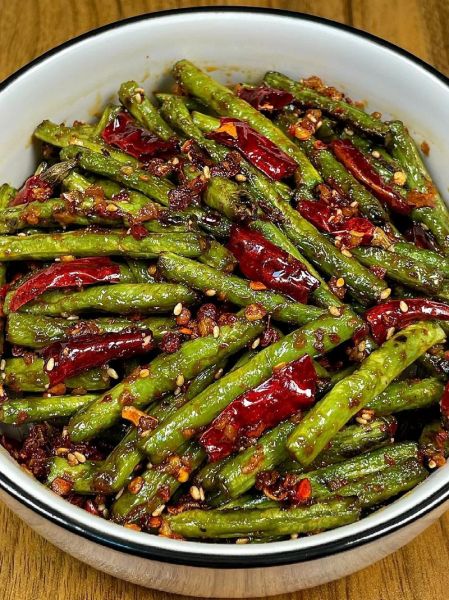 豆角怎么做好吃又简单_豆角炒几分钟才熟-第1张图片-山城妙识