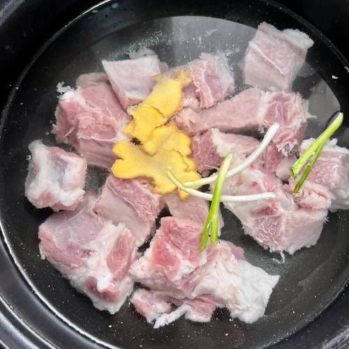 排骨怎么做嫩_排骨焯水还是不焯水-第3张图片-山城妙识