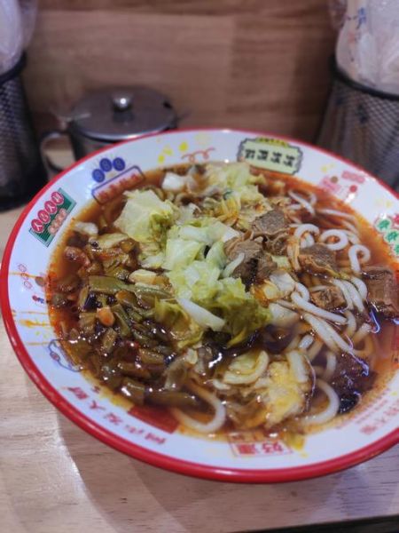 花溪牛肉粉高汤秘方_如何熬制最正宗-第3张图片-山城妙识