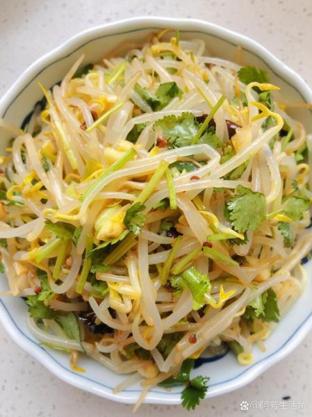 凉拌豆芽菜怎么焯水才脆_凉拌豆芽菜要不要过冷水-第3张图片-山城妙识 凉拌豆芽菜怎么焯水才脆_凉拌豆芽菜要不要过冷水-第3张图片-山城妙识