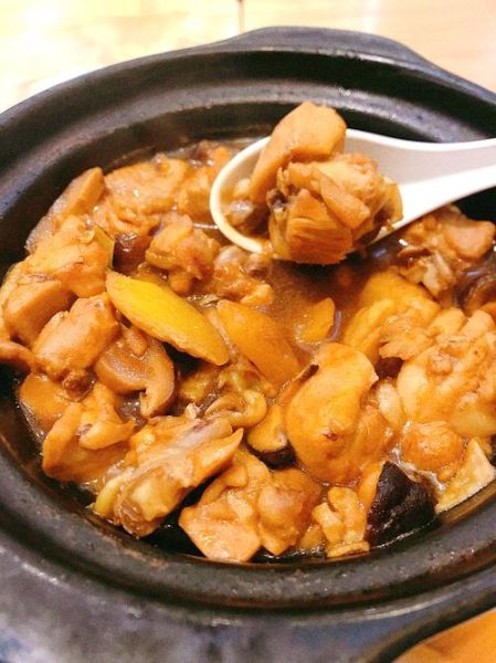 黄焖鸡最正宗做法_黄焖鸡用什么鸡最好吃-第2张图片-山城妙识 黄焖鸡最正宗做法_黄焖鸡用什么鸡最好吃-第2张图片-山城妙识