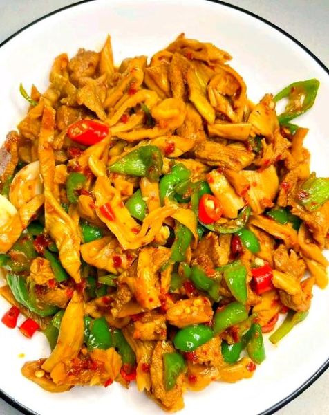 笋干炒肉怎么做好吃_笋干炒肉的家常做法-第2张图片-山城妙识