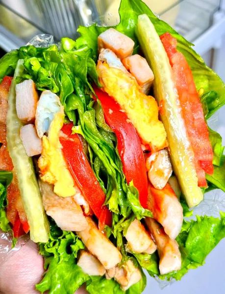 鸡肉三明治热量是多少_减脂能吃吗-第1张图片-山城妙识