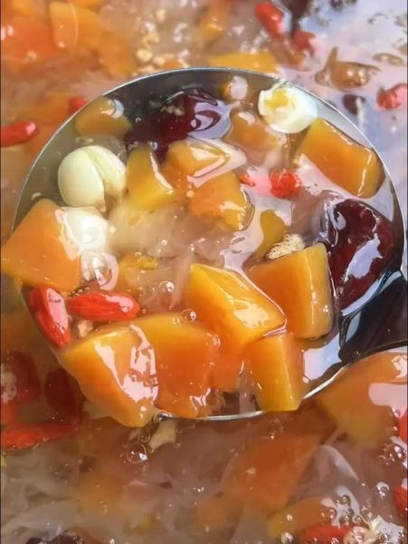 木瓜鸡蛋汤的做法_木瓜鸡蛋汤的功效与禁忌-第2张图片-山城妙识