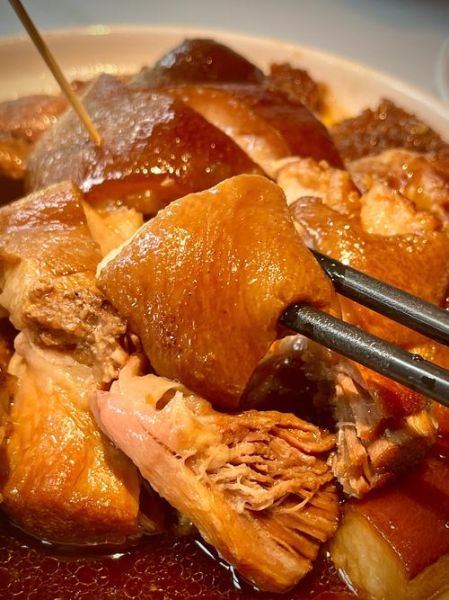 红烧蹄膀怎么做才软烂入味_红烧蹄膀正宗做法-第1张图片-山城妙识