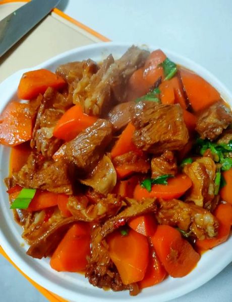 红焖羊肉怎么做_红焖羊肉的家常做法-第1张图片-山城妙识